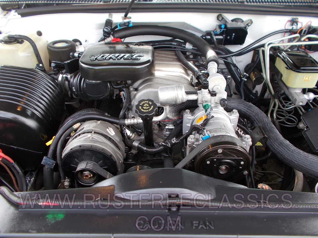 GMC1996 96 Suburban K3500 SL 1 ton 4x4 white